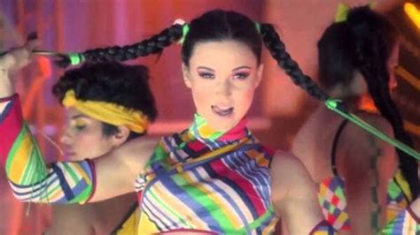 35 Of The Most Iconic 90s And 2000s Songs About Butts