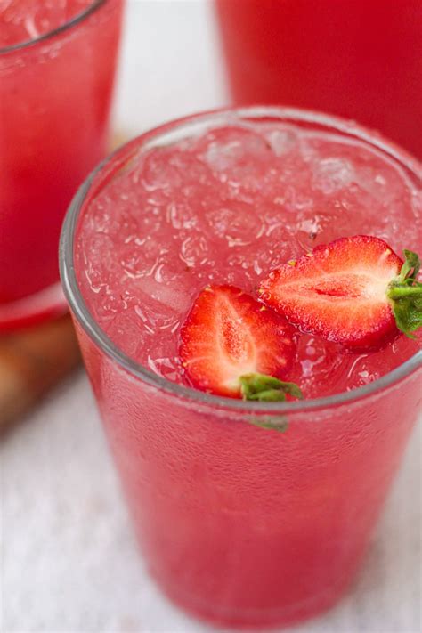 How To Make Strawberry Acai Refresher Starbucks Copycat Good Food
