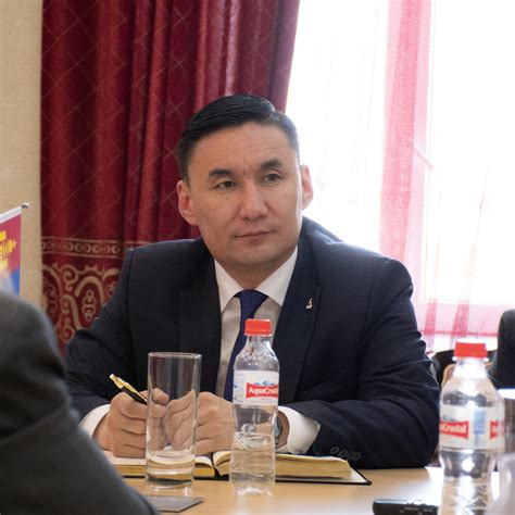 Чингэлтэй Чингэлтэй дүүрэг гадаад харилцаа хамтын ажиллагаагаа өргөжүүлж албан уулзалтуудаа