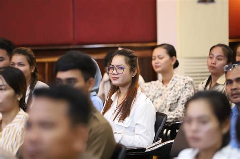 ឯកឧត្តម ប៉ែន បូណា