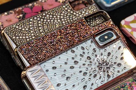 Verizon And AT T Have Vastly Different Ideas About Phone Cases The Verge
