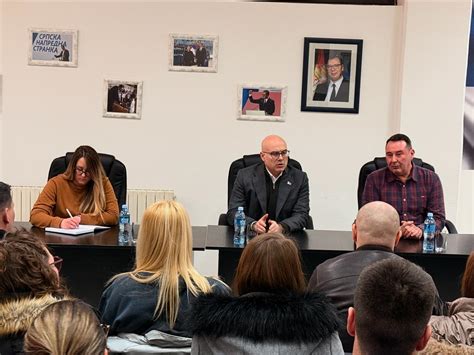 Милош Вучевић За Србију је свака нова инвестиција од огромног значаја посебно у оваквим