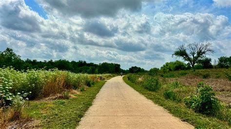 The Breathtaking Walk And Bike Friendly Trail That Goes Through Texas