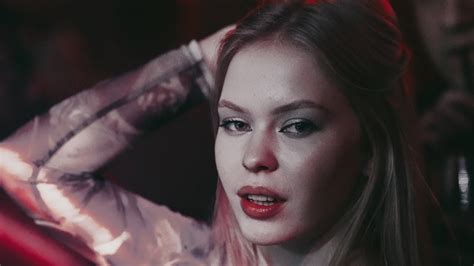 НОЧНАЯ ЖИЗНЬ МОСКВЫ КАК ОТДЫХАЕТ ЭЛИТНАЯ ЗОЛОТАЯ МОЛОДЁЖЬ МОСКВЫ НОЧНОЙ КЛУБ И БАР АНИМА