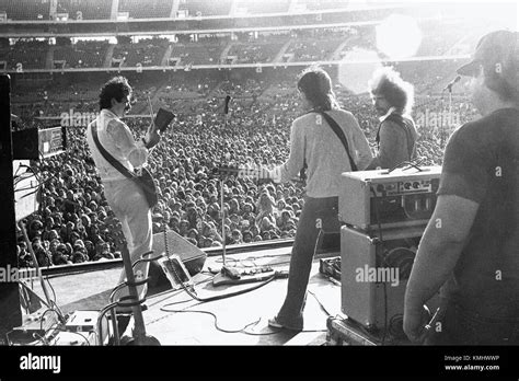 Oakland Ca June 5 Jeff Beck And Carlos Santana At Day On The Green