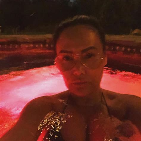 Tia Carreres Bikini Photos Are Beyond Gorgeous See The ‘waynes World