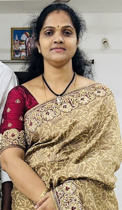 Dr Srilatha Mundla Iconic Academician Award In The Field Of Crustacean Reproductive