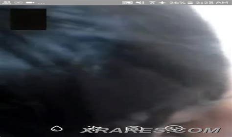 DON T TELL ANYONE YOU RE SHOWING NUDITY Xrares