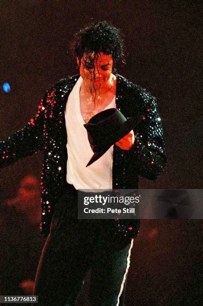 Michael Jackson Dangerous Tour Photos And Premium High Res Pictures