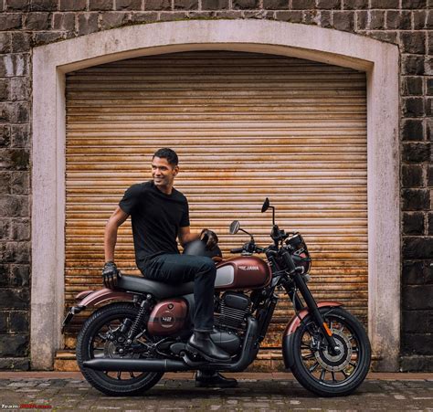 Classic Legends Launches New Variants Of Jawa 42 And Yezdi Roadster