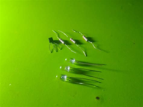 Sensor Suhu Dengan Lcd Dan Led Making Temperature Sensor With Lcd And