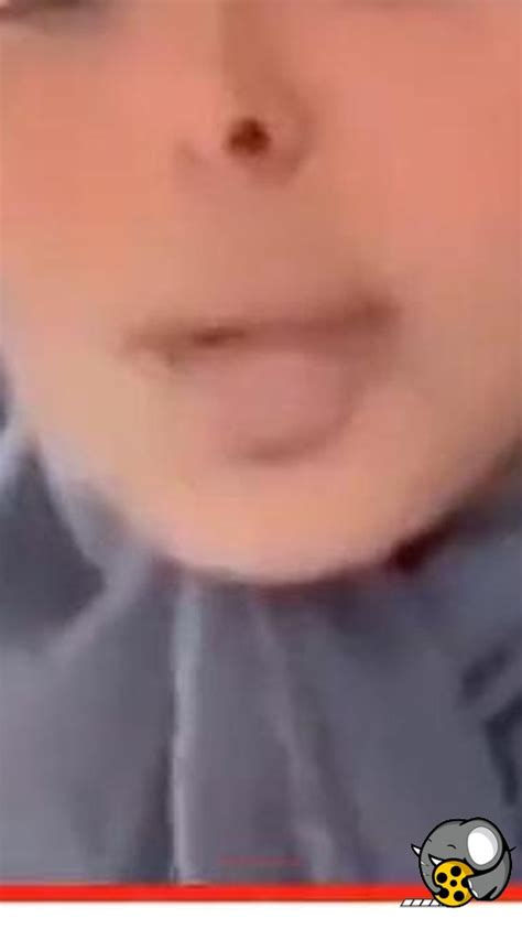 فیلم نماز خواندن جنجالی زن جوان عربستانی در خانه خدا فیلو