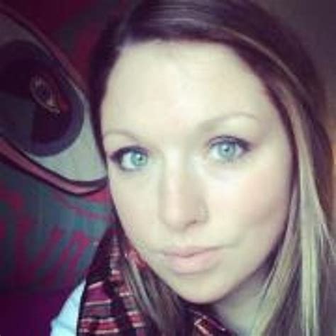 Stream Annie Divinski Music Listen To Songs Albums Playlists For