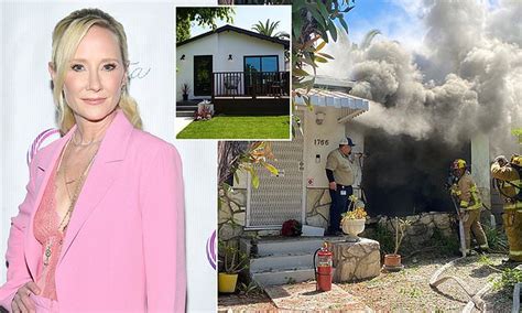 Actress Runs Into House 60 Photos Moonagedaydreamfilm