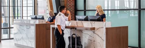 Signature Yyc Fixed Base Operator Fbo At Calgary Intl Airport