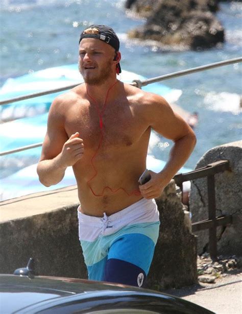 Young Guys With Hairy Chests Page 1134 Lpsg