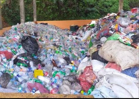 මෙවර ශ්‍රීපාද වන්දනා සමයේදී කැළි කසල කිලෝ ලක්ෂයක් ඉවත් කරයි Ada Online