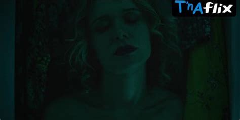 Amelia Eve Butt Scene In Leopard Skin Tnaflix Com