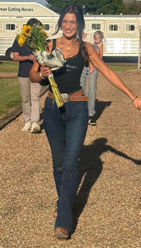 Pin By Fashion R On Fashion Outfit Ideas Bella Hadid Outfits