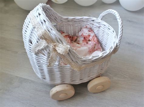 Плетёная коляска с постелькой плетеная люлька люлька для кукол