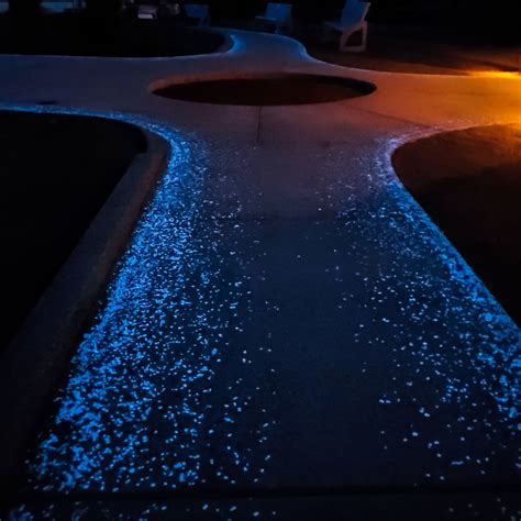 Quantum Glow In The Dark Marble Stones 3 8mm Aqua Blaze Core