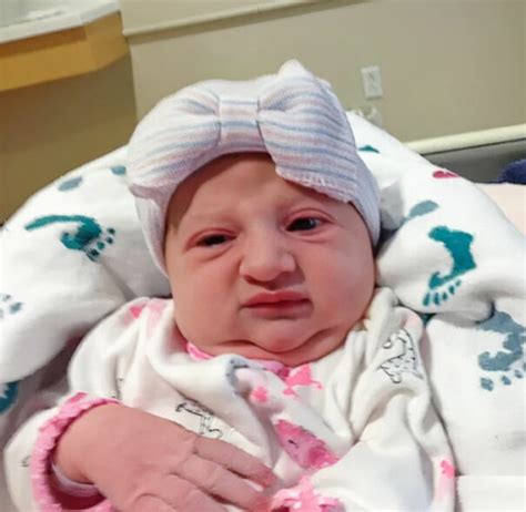 40 Adorable Newborns Who Look Like Theyve Already Lived A Lifetime
