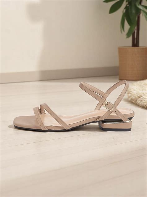 Womens Nude Flat Sandals With Simple Strap Design Casual Flat
