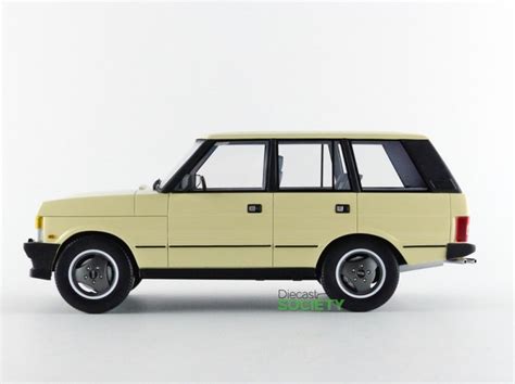 Exclusive Ls Land Rover Triumph Tr6 •