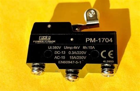 Micro Switch 15a At ₹ 500piece In Mumbai Id 2855660181855