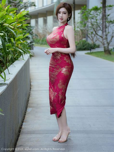 [xiuren秀人网] No 9837 Carol周妍希x 旗袍美臀 秀人网