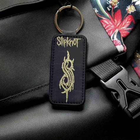 Брелок на ключі Slipknot лого сліпкнот — ціна 188 грн у каталозі