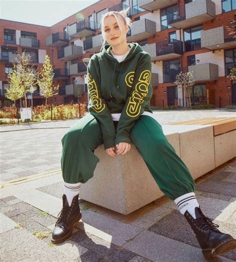 Discover 42 Nihachu And Dream Team Ideas I Love Girls Pretty Girl Swag Pretty People And More