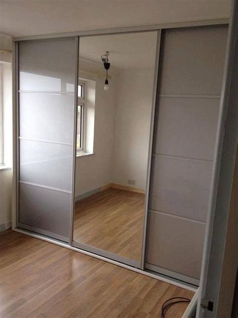 шкаф купе двери зеркало лакобель Dolap Tasarımı Gardırop Kapağı Yatak Odası Dolap Düzenleme