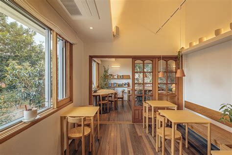 A 1 Interior에 있는 Na Young Kim님의 핀 작은 카페 디자인 커피 숍 인테리어 소규모 식당 디자인