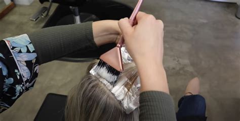 How To Transition To Gray Hair With Lowlights Gray Brilliance Unveiled