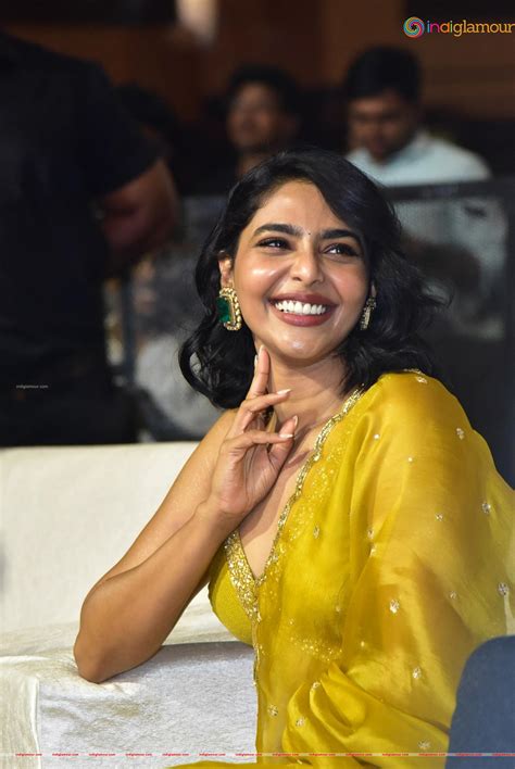 Aishwarya Lekshmi Actress Hd Photos Images Pics And Stills 574401