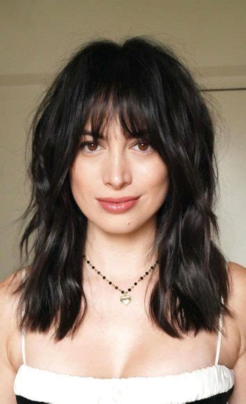 37 Trendy Shoulder Length Bob Hairstyles Black Textured Lob With