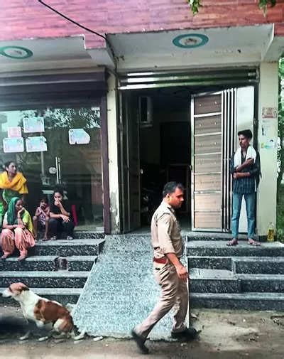 Cop Hangs Self To Death After His Wife Consumes Poison Ghaziabad News