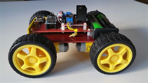 carro robot educacional arduino programado controlado por joystick póvoa de santa iria e forte