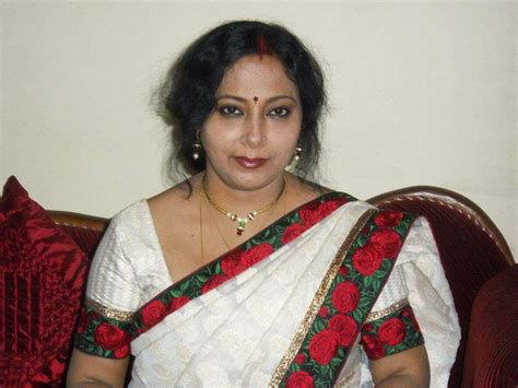 Vandana Which Aunty Is Ur Fav 011 020