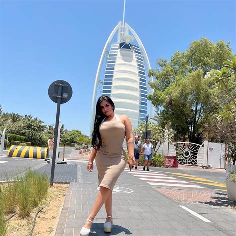 B E L L A Tango Live