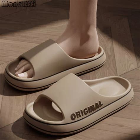 남녀공용 두꺼운 밑창 슬리퍼 여름 해변 슬라이드 욕실 미끄럼 방지 슬리퍼 부드러운 샌들 패션 플립 플롭 초경량 신발