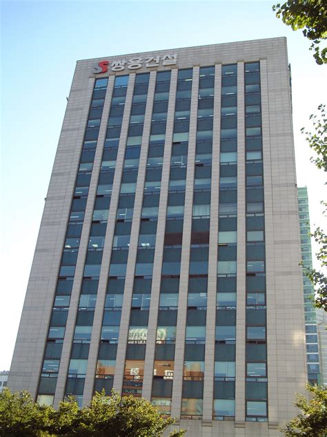 쌍용건설 지난해 영업이익 318억원 4년만에 흑자 전환