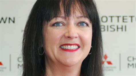 Tammy Roach Hot 105 5 Fm Peis 1 Hit Music Station