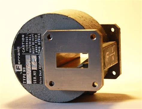 Isolator Microwave Alchetron The Free Social Encyclopedia