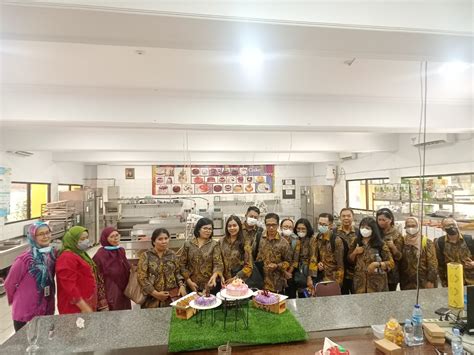 Studi Tiru Smk Dharma Paramitha Di Smkn 57 Jakarta Smkn 57 Jakarta