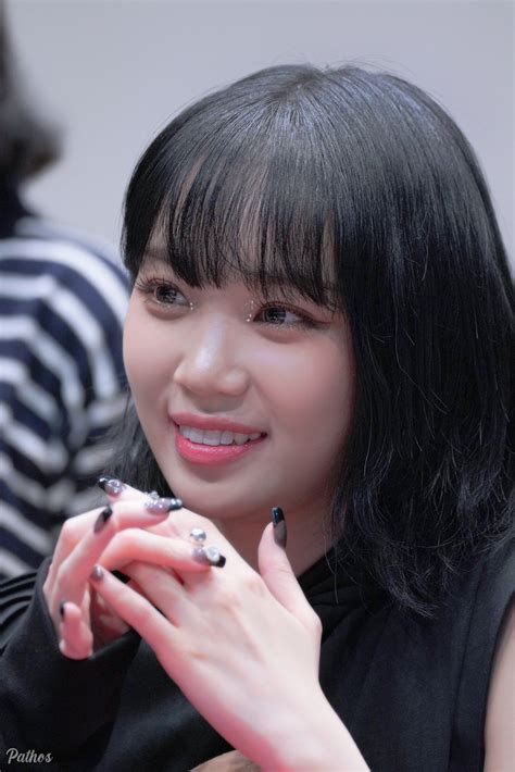 김채원 짱공유닷컴 연예인