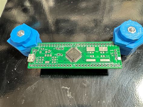 Magnetic Pcb Holder By Saweko Makerworld