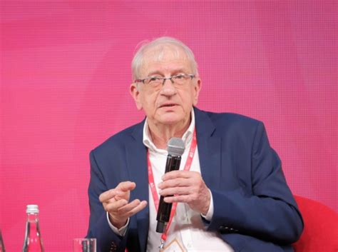 Prof W Roszkowski Pamięć W Narodach Europy Środkowej I Wschodniej
