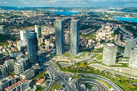 Selenium Twins Selenium Twins Real Estate Agent Özkan Özel